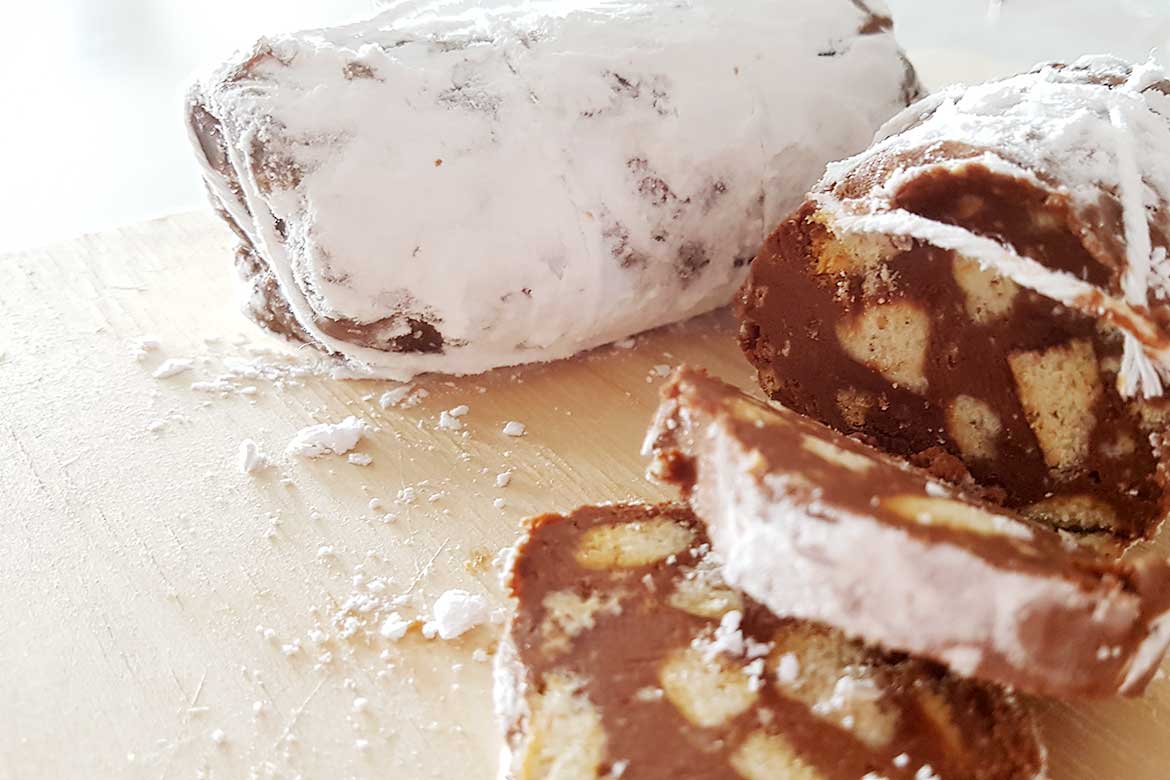 Verras/shockeer haar met een (chocolade) salami! - ADVERSUS MAGAZINE