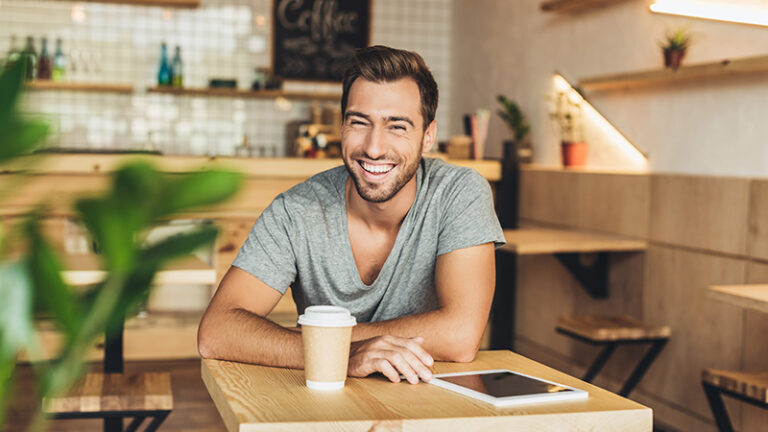 Grove poriën. Dit kun je ertegen doen - ADVERSUS MAGAZINE