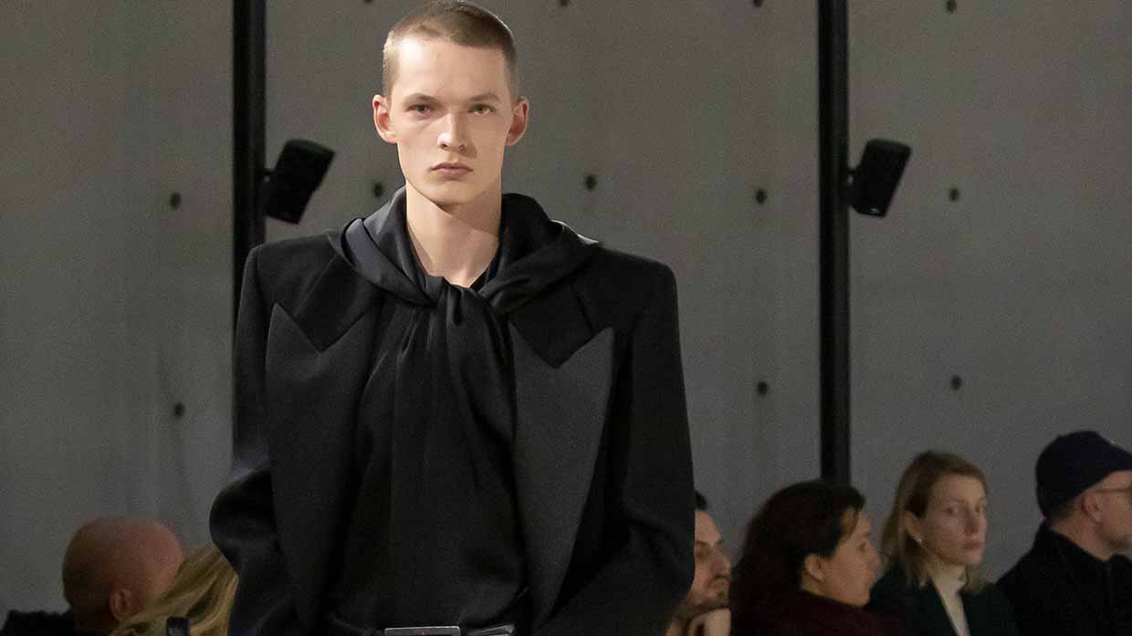 ADVERSUS MAGAZINE Mannenkapsels 2023 en mannenmode